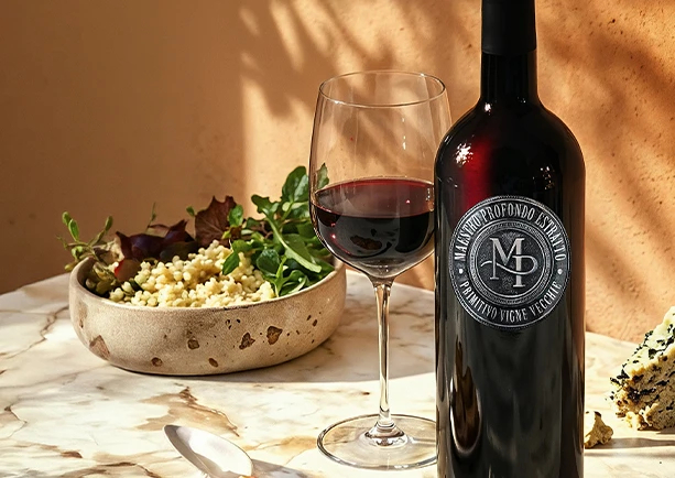 Paolo Manzone Langhe Rosso Luvi 2022 | Hawesko.de